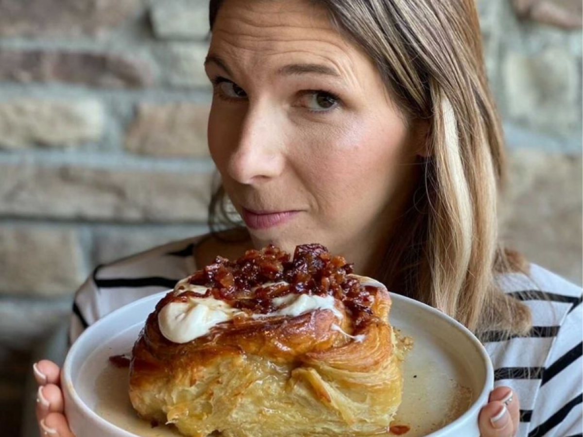 Elizabeth Dall's Instagram, Twitter & Facebook on IDCrawl